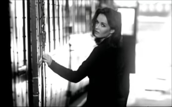 Image gallery for The Corrs: Runaway (Music Video) - FilmAffinity
