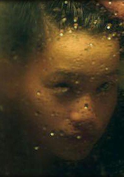 Image gallery for The Fragile House - FilmAffinity