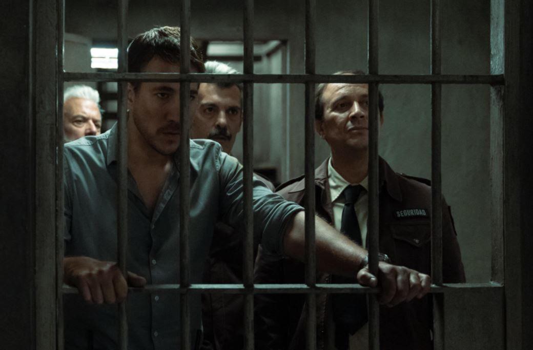 Image gallery for The Longest Night (TV Miniseries) - FilmAffinity
