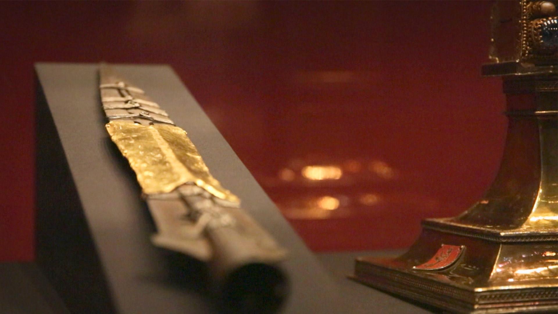 Image gallery for The Mystery of the Holy Lance - FilmAffinity