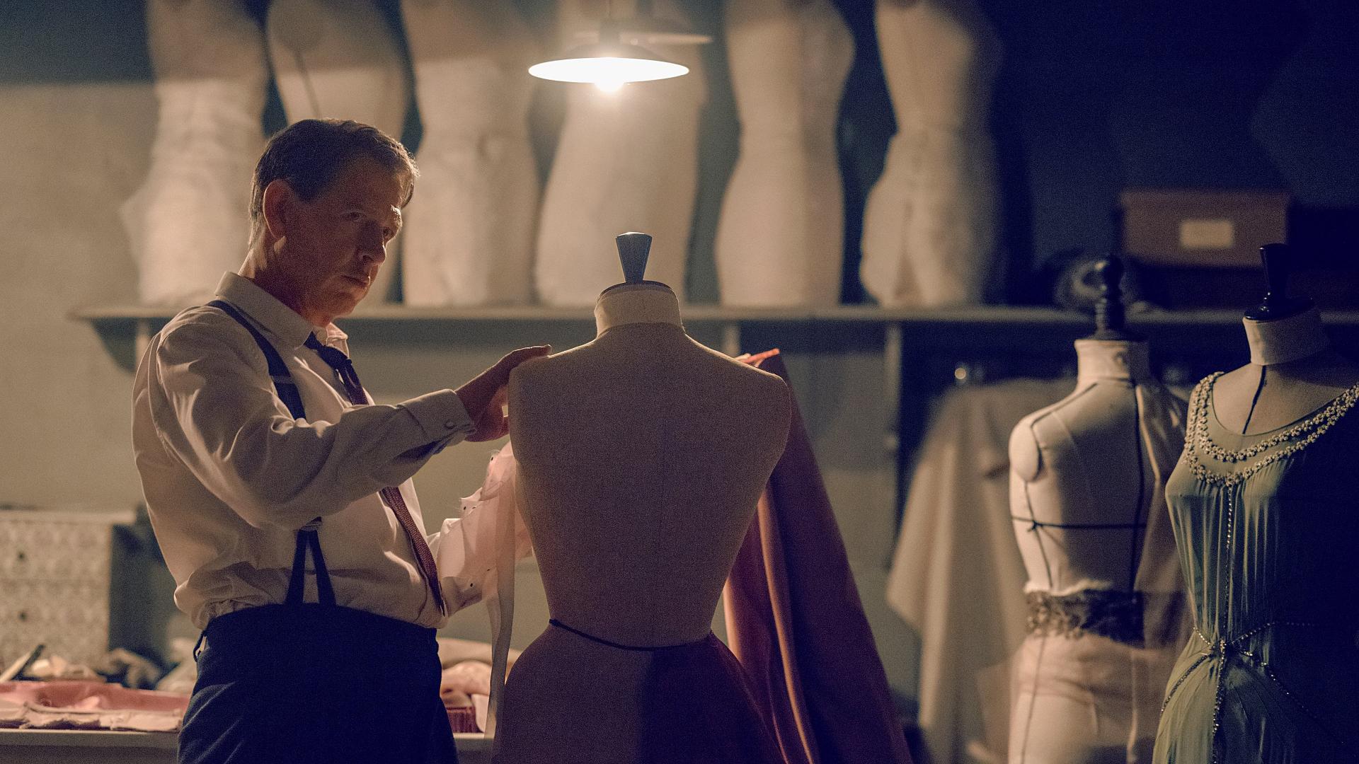 Image gallery for The New Look (TV Series) - FilmAffinity