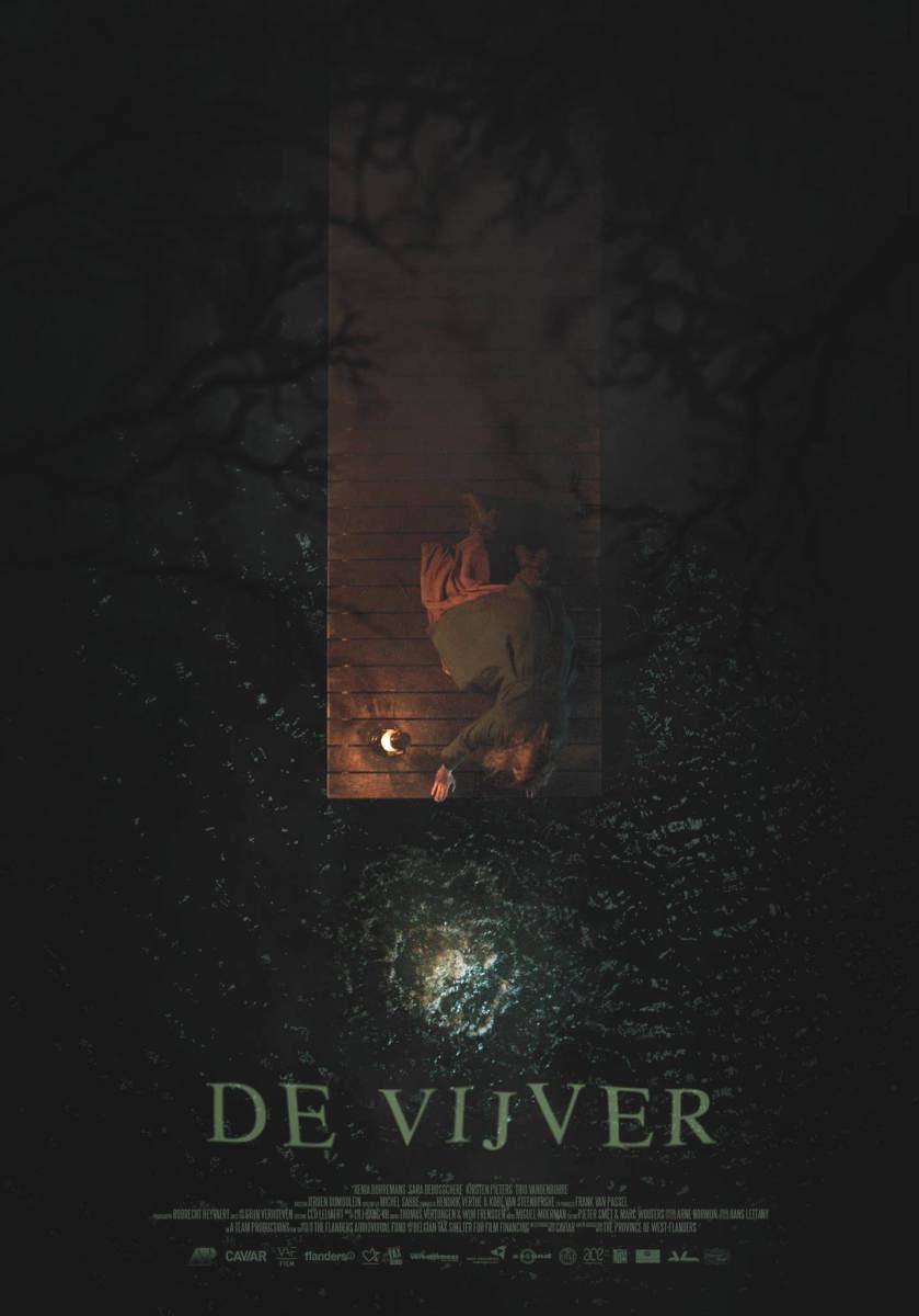 Sección visual de The Pond (C) - FilmAffinity