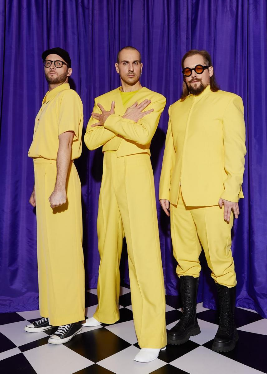 Sección visual de The Roop: Discoteque (Vídeo musical) - FilmAffinity