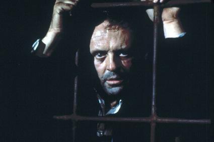 Image gallery for The Tenth Man (TV) - FilmAffinity