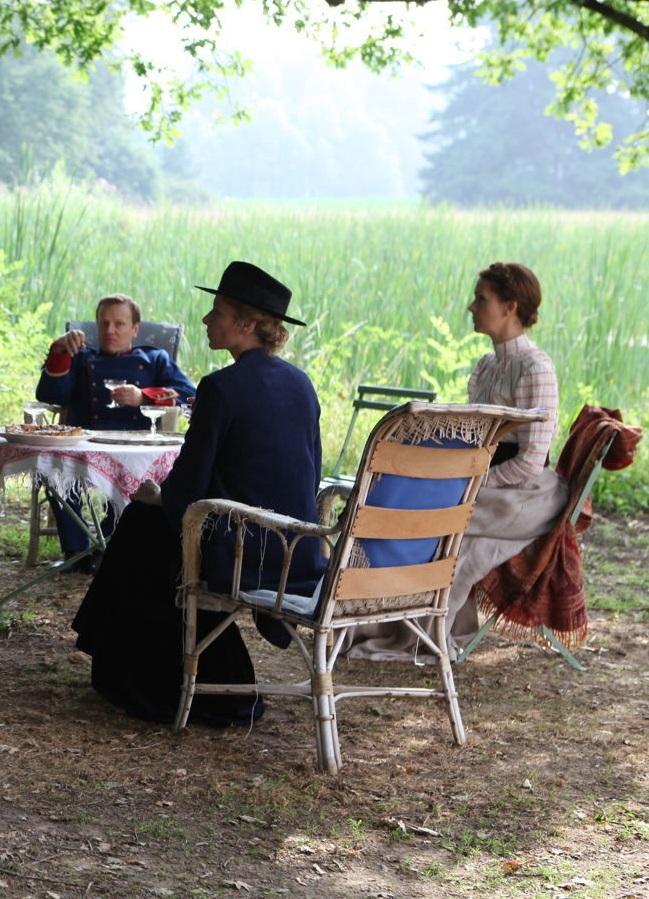 Image gallery for The Three Sisters (TV) - FilmAffinity