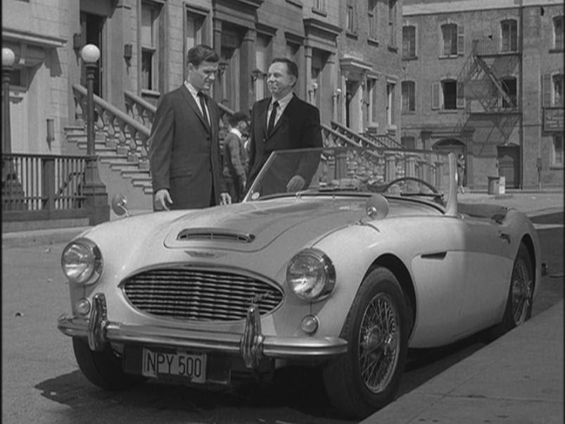 Image gallery for The Twilight Zone: Mr. Bevis (TV) - FilmAffinity