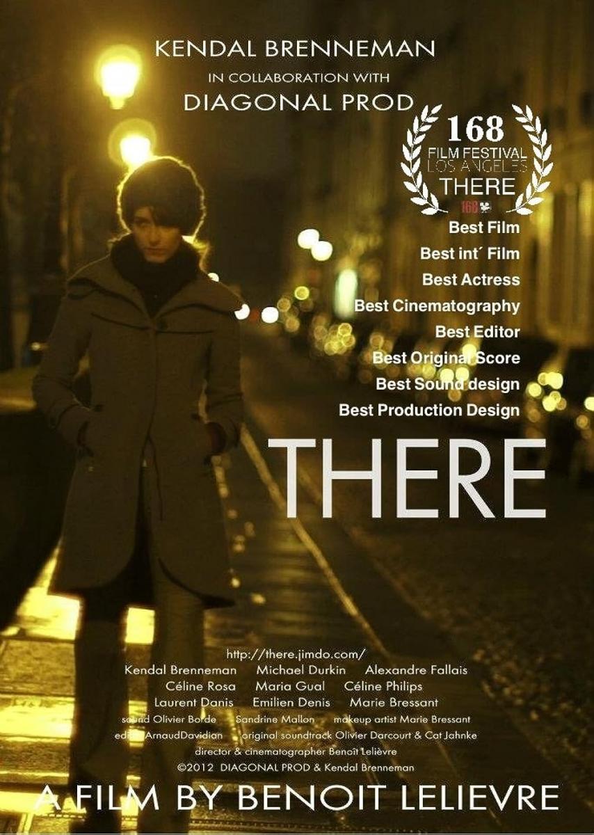 Sección visual de There (C) - FilmAffinity