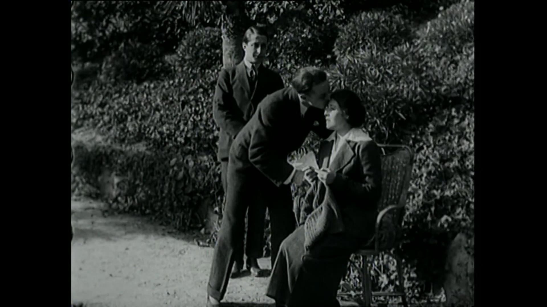 Image gallery for Triple entente (S) - FilmAffinity