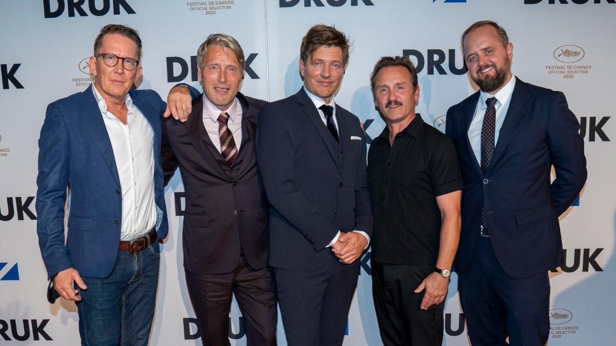 Sección visual de Una ronda más - FilmAffinity