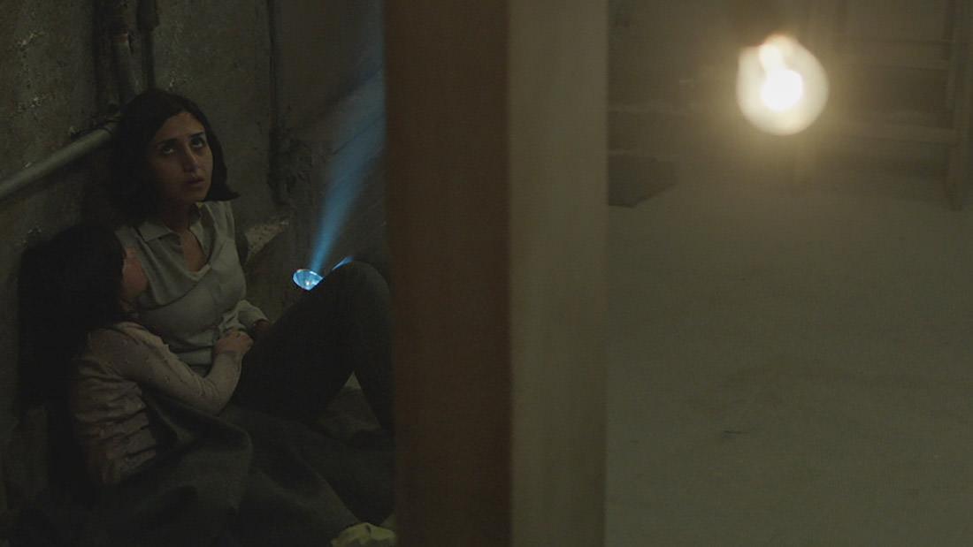 Image gallery for Under the Shadow - FilmAffinity