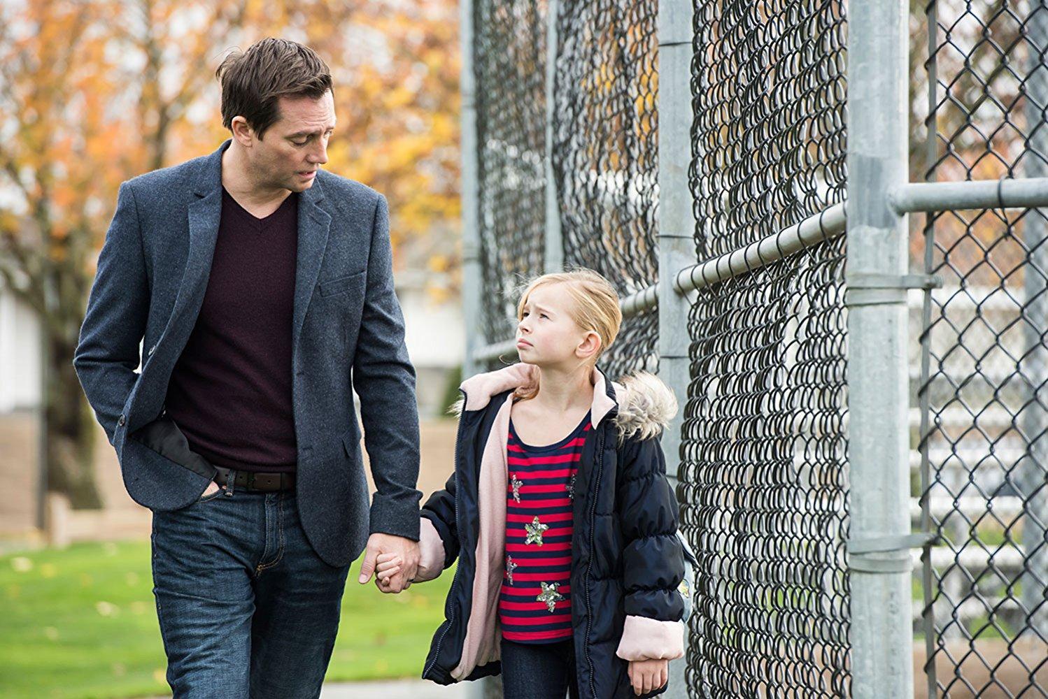 Sección visual de Vida robada (TV) - FilmAffinity