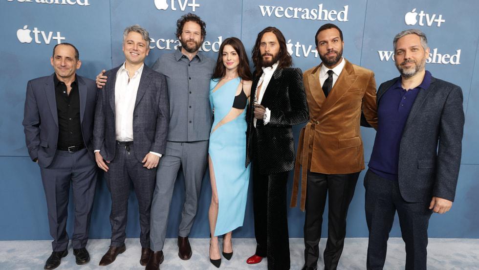 Sección visual de WeCrashed (Miniserie de TV) - FilmAffinity