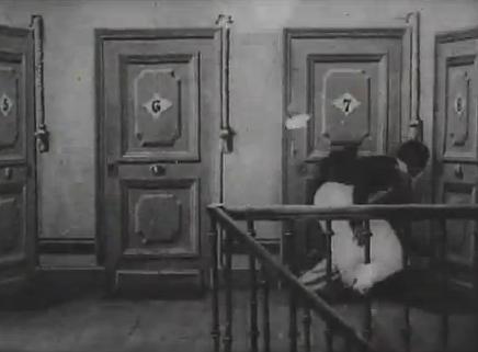 Image gallery for What Is Seen Through a Keyhole (S) - FilmAffinity