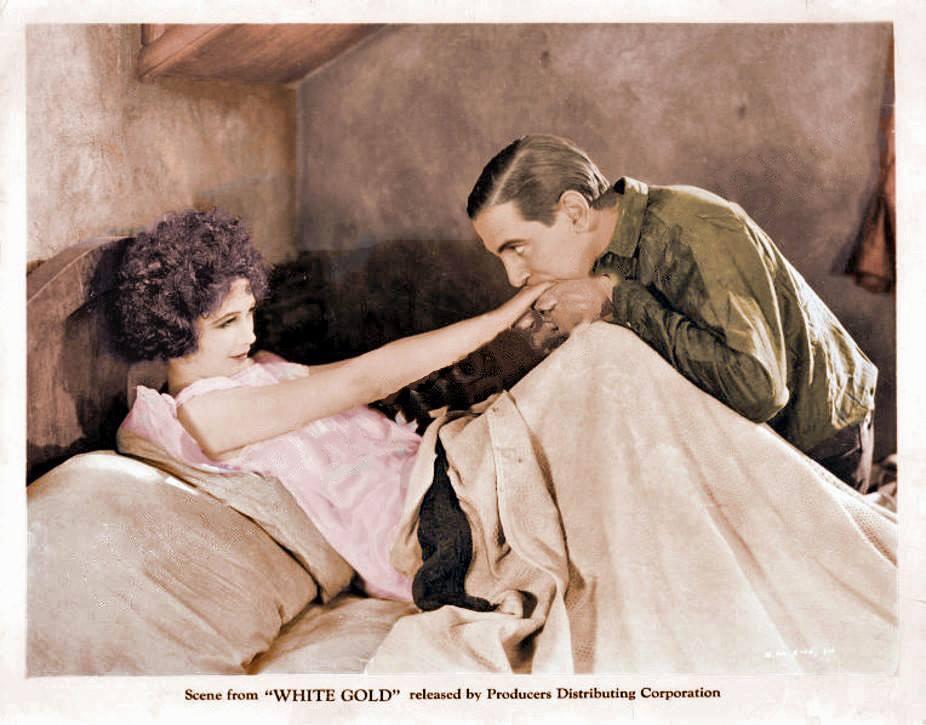 Image gallery for White Gold - FilmAffinity