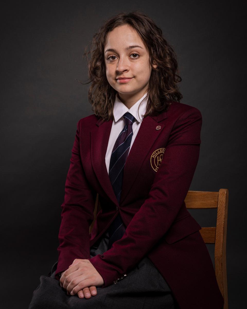 Image gallery for Young Royals (TV Series) - FilmAffinity