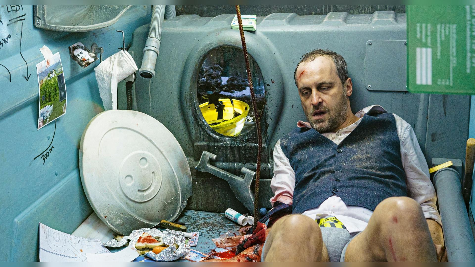 Image gallery for Holy Shit! - FilmAffinity