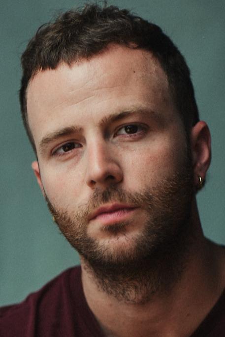 Adrian Grösser - FilmAffinity