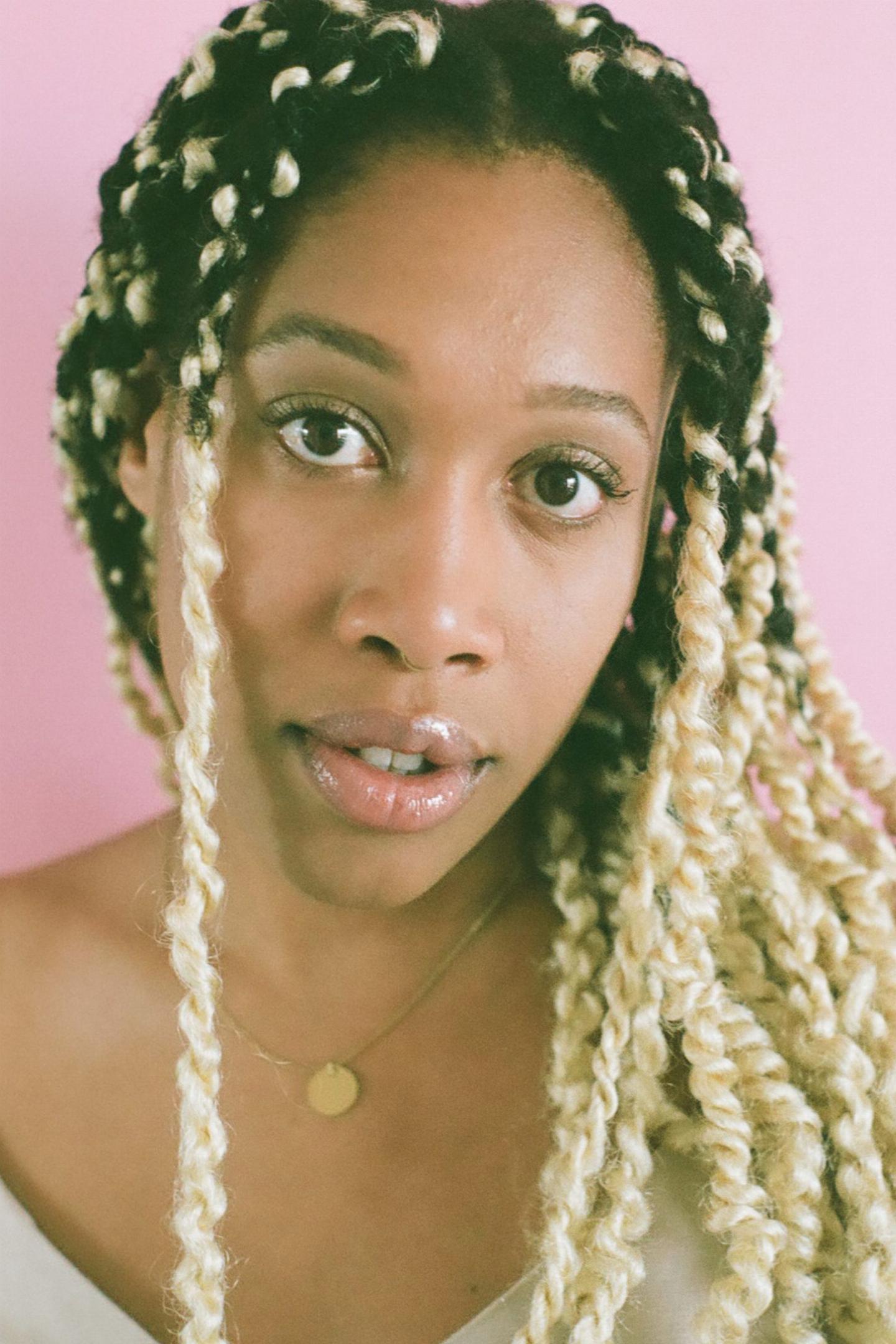 Aisha Evelyna - FilmAffinity