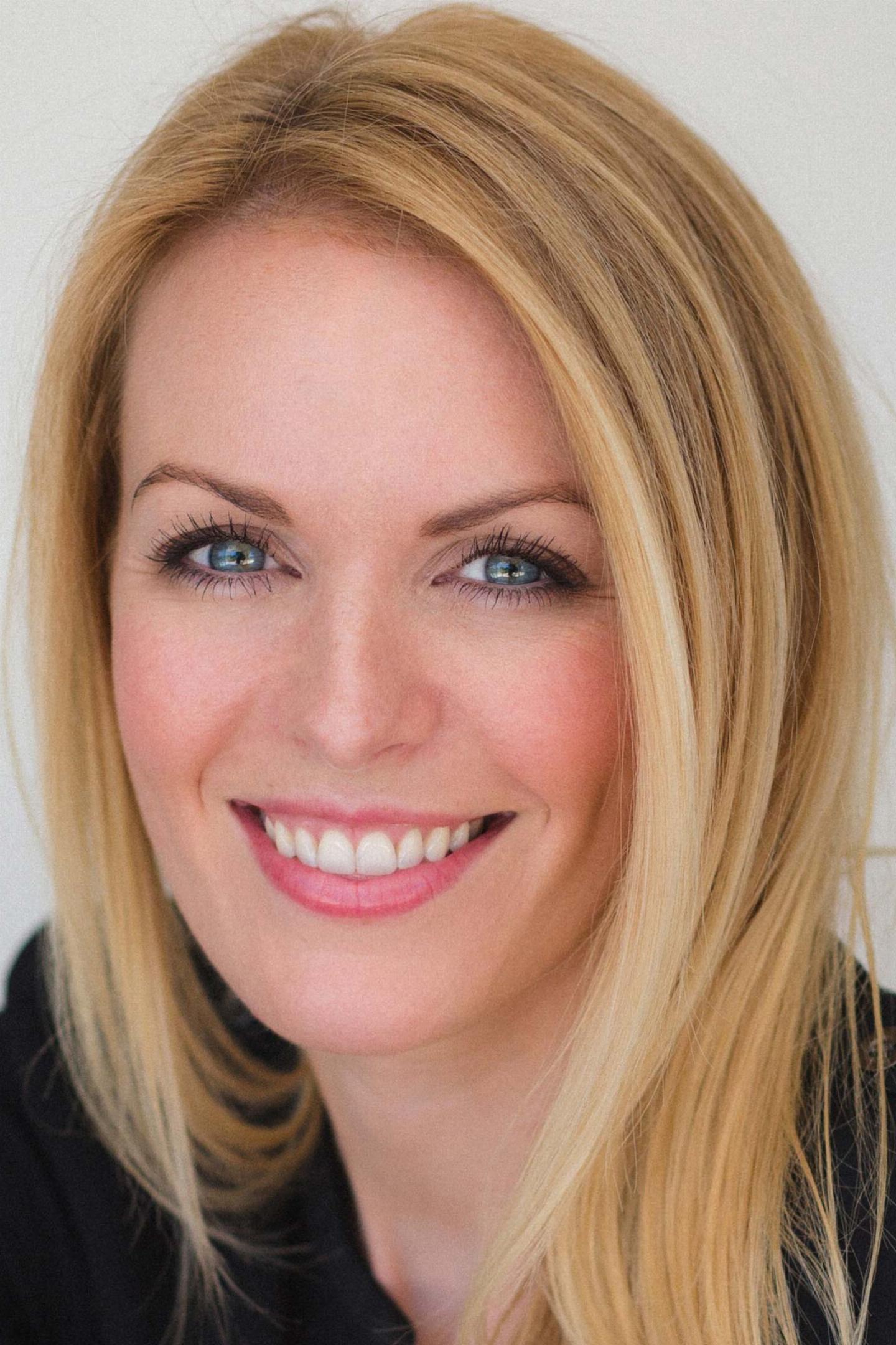 Alana Kerr Collins - FilmAffinity