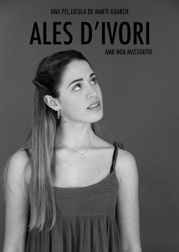 Image gallery for Ales D'ivori - FilmAffinity