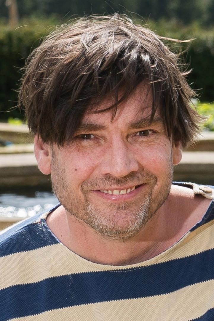 Alex James - FilmAffinity
