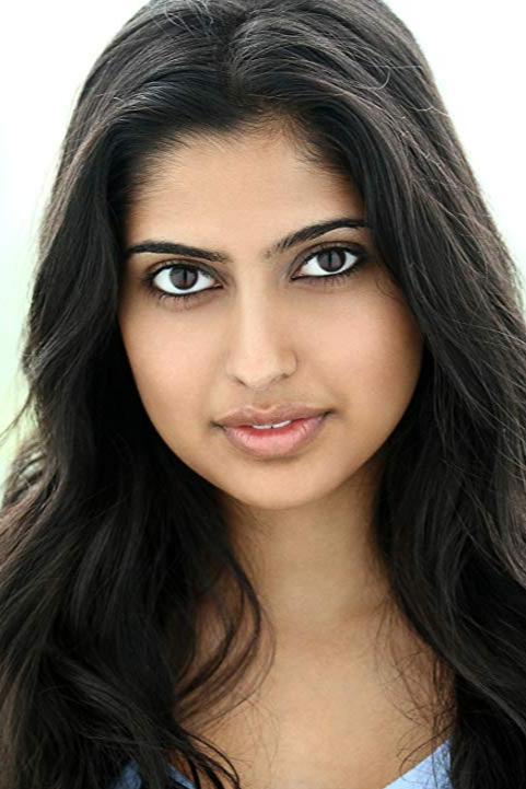 Full credits of "iZombie (TV Series)" - FilmAffinity