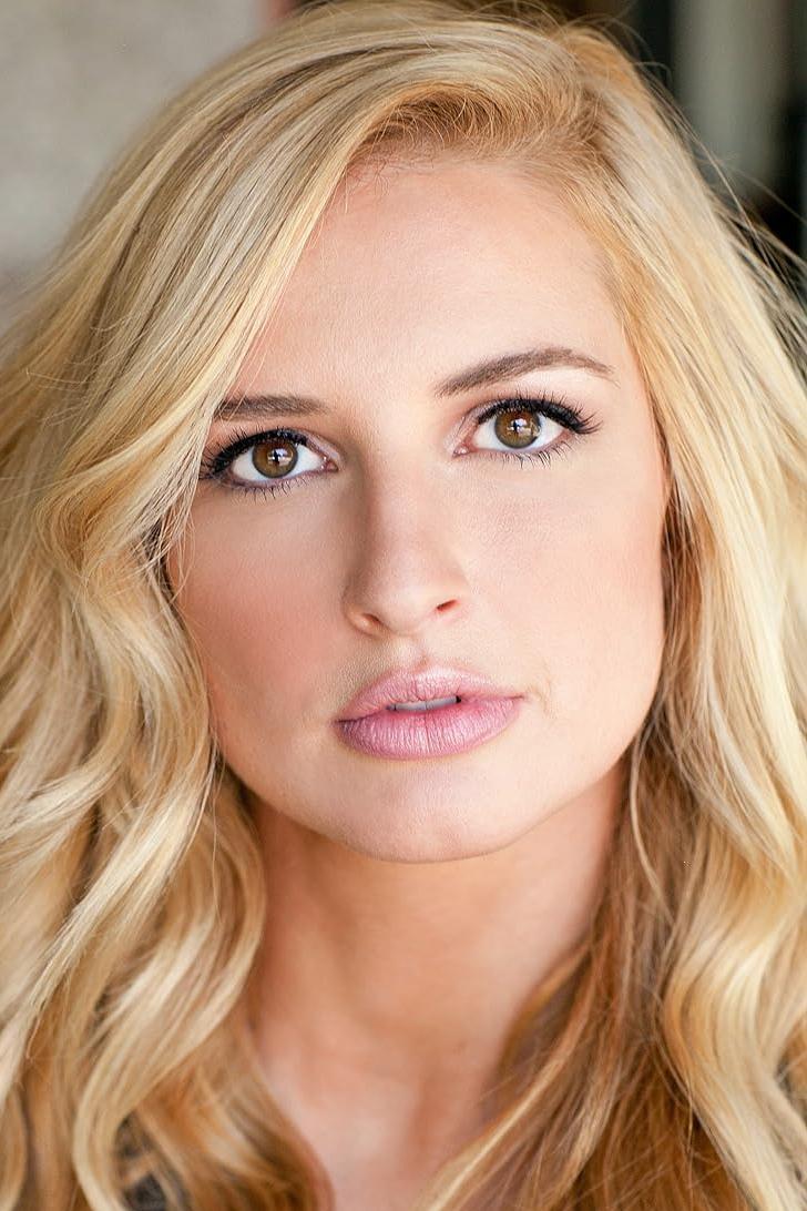 Amy Holt - FilmAffinity