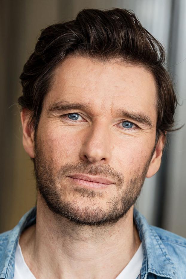 Full credits of "Miss Fisher's Murder Mysteries (TV Series)" - FilmAffinity