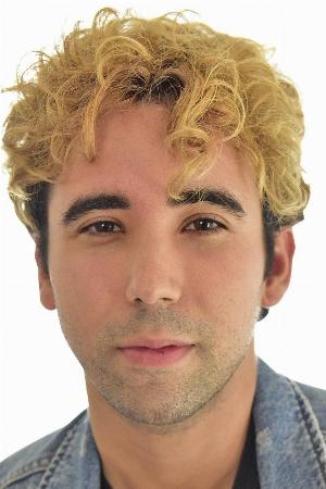 Karen Fukuhara - FilmAffinity