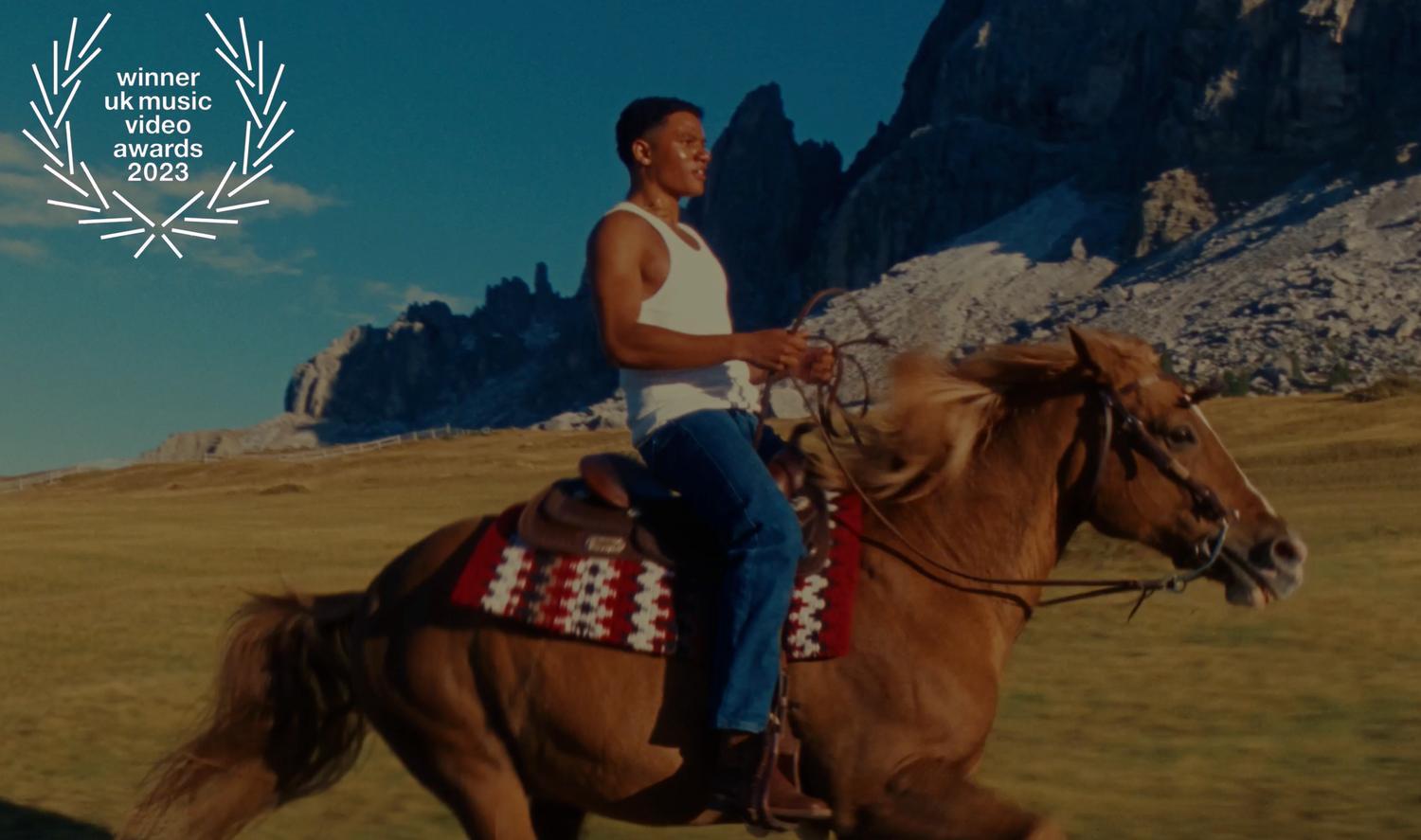 Sección visual de AntsLive: Number One Candidate (Vídeo musical ...