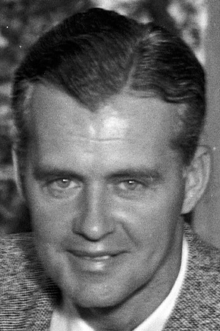 Arthur Rankin - FilmAffinity