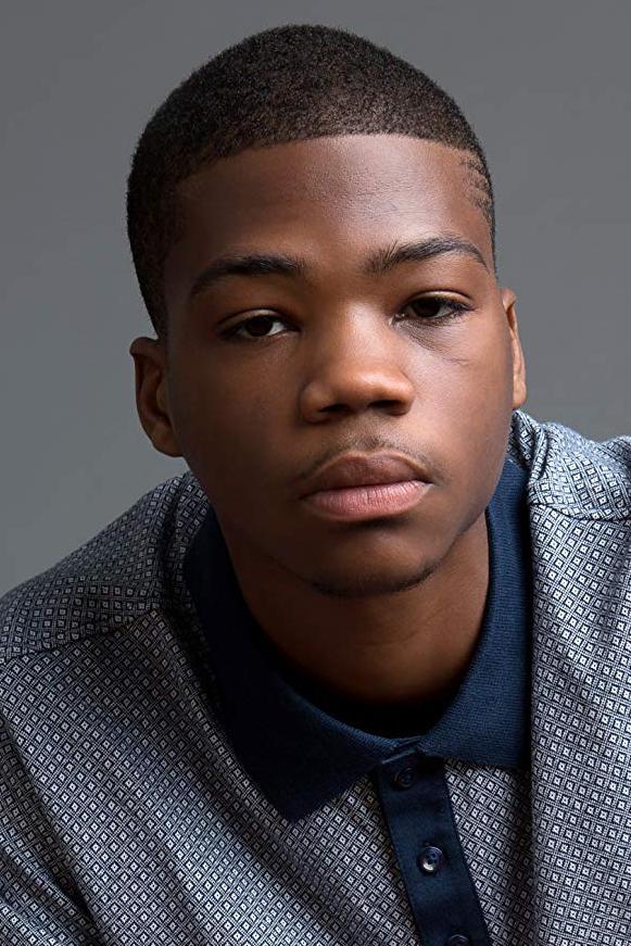 Astro - FilmAffinity