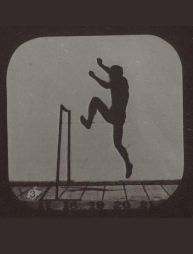 Sección visual de Athlete Walking High Leap (C) - FilmAffinity