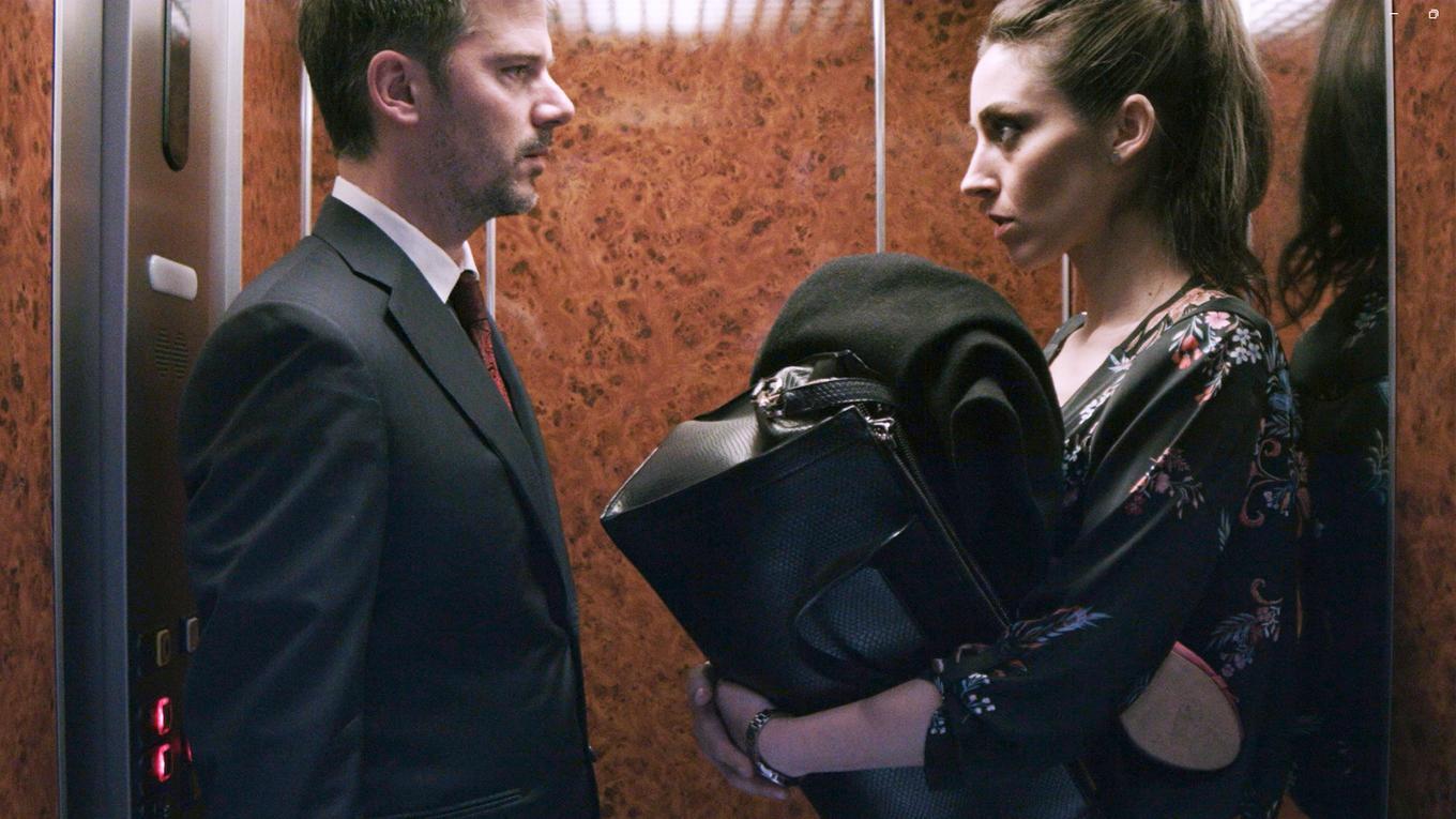 Sección visual de B-Siders (Miniserie de TV) - FilmAffinity