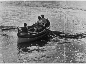 Barque en mer (C) (1896) - FilmAffinity