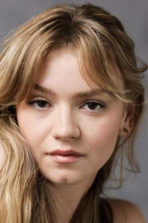 Bella DeLong - FilmAffinity