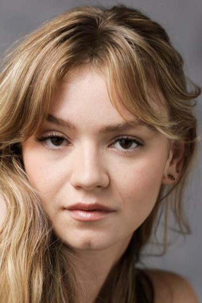 Bella DeLong - FilmAffinity