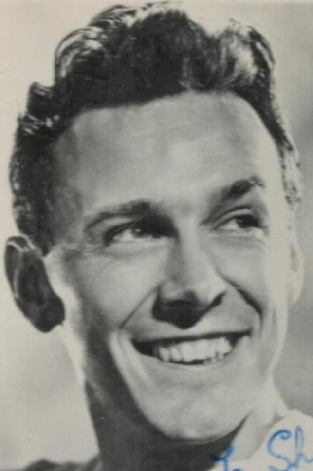 Bill Kerr - FilmAffinity