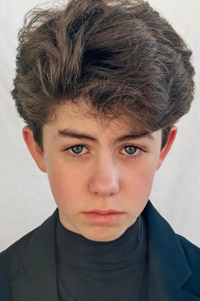 Cade Woodward - FilmAffinity