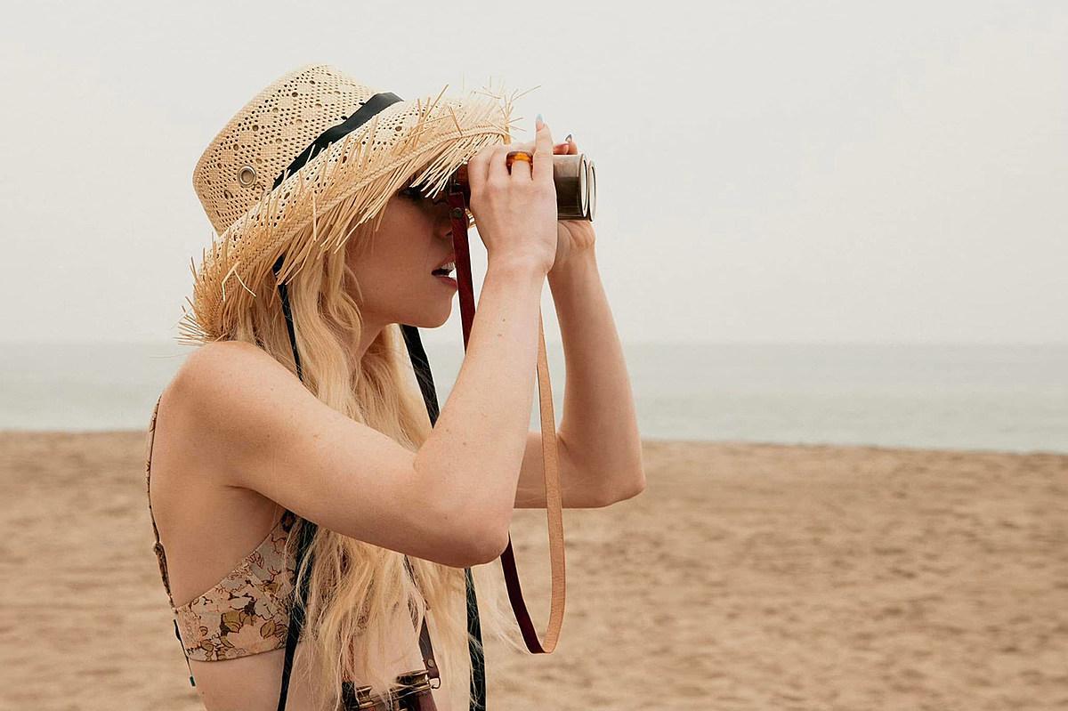 Sección Visual De Carly Rae Jepsen Beach House Vídeo Musical