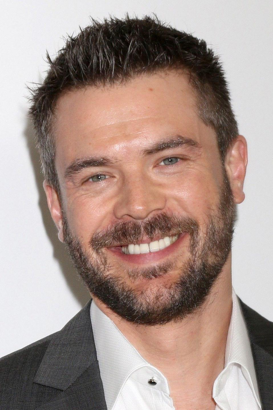 Charlie Weber - FilmAffinity