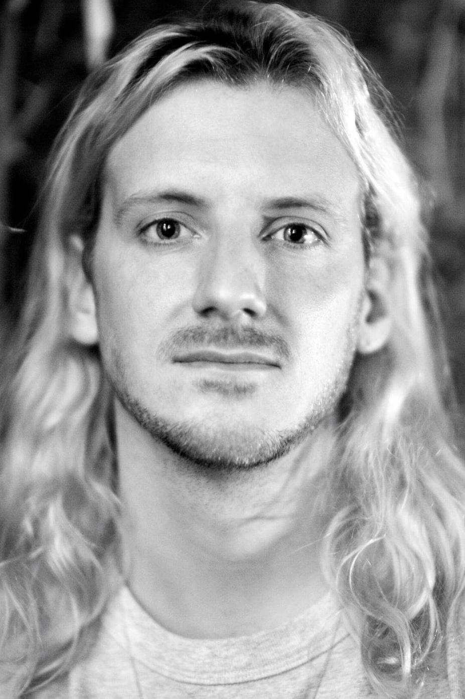 Christopher Hooton - FilmAffinity