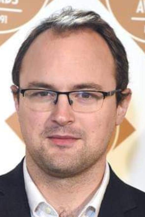 Full credits of "Killing Eve (TV Series)" - FilmAffinity