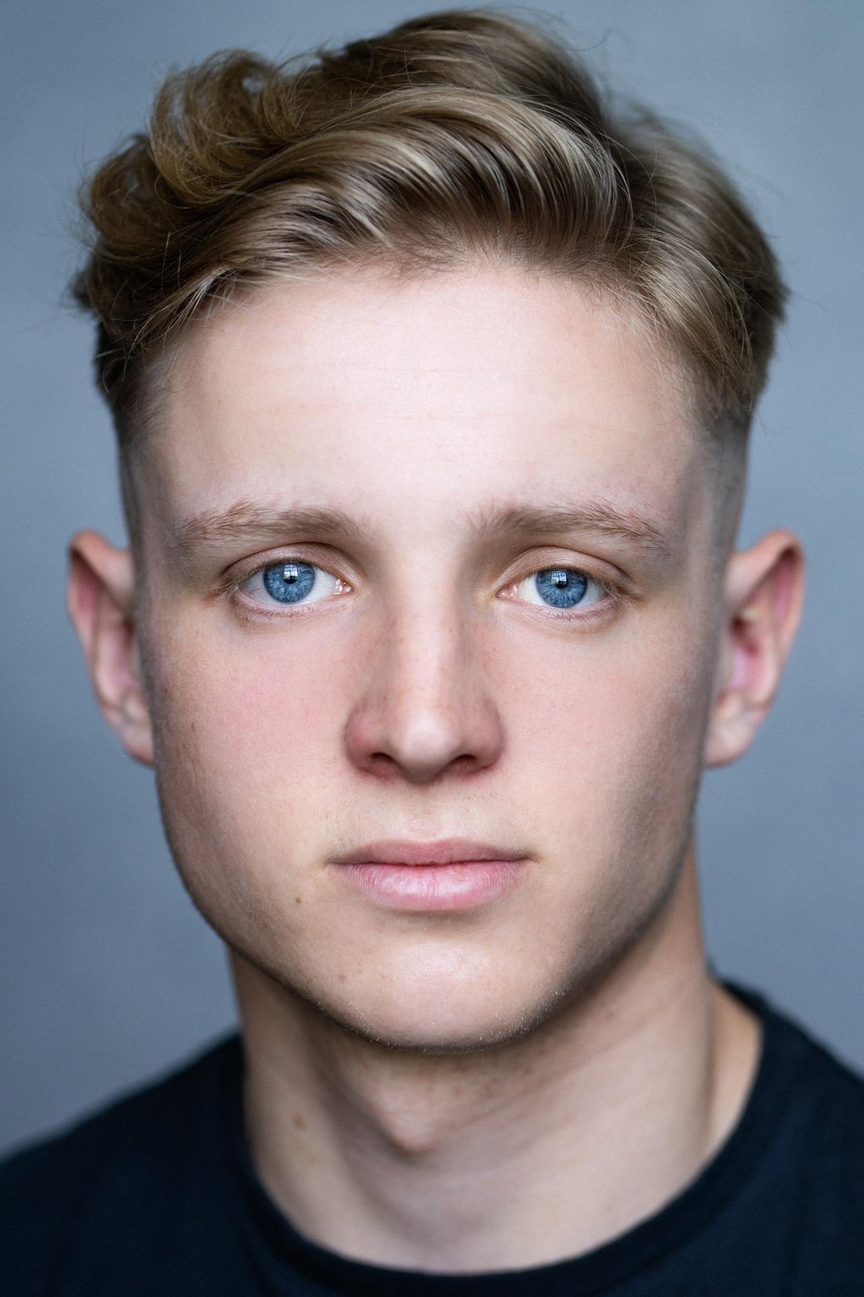 Daniel James-King - FilmAffinity