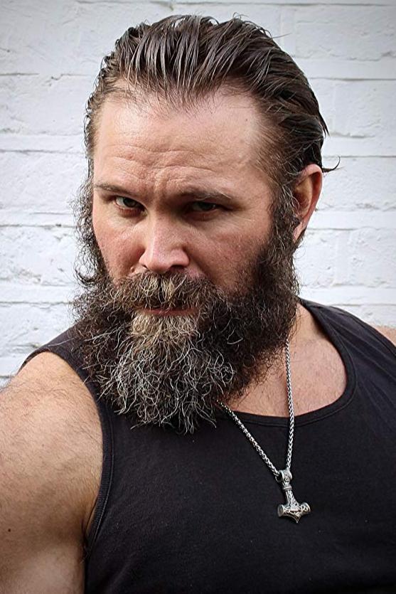 Daniel Stisen - FilmAffinity