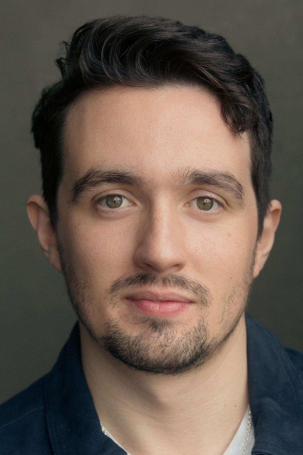 Full credits of "You (TV Series)" - FilmAffinity