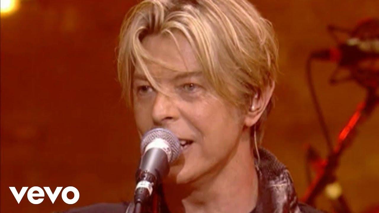 Image gallery for David Bowie: Pablo Picasso (Music Video) - FilmAffinity