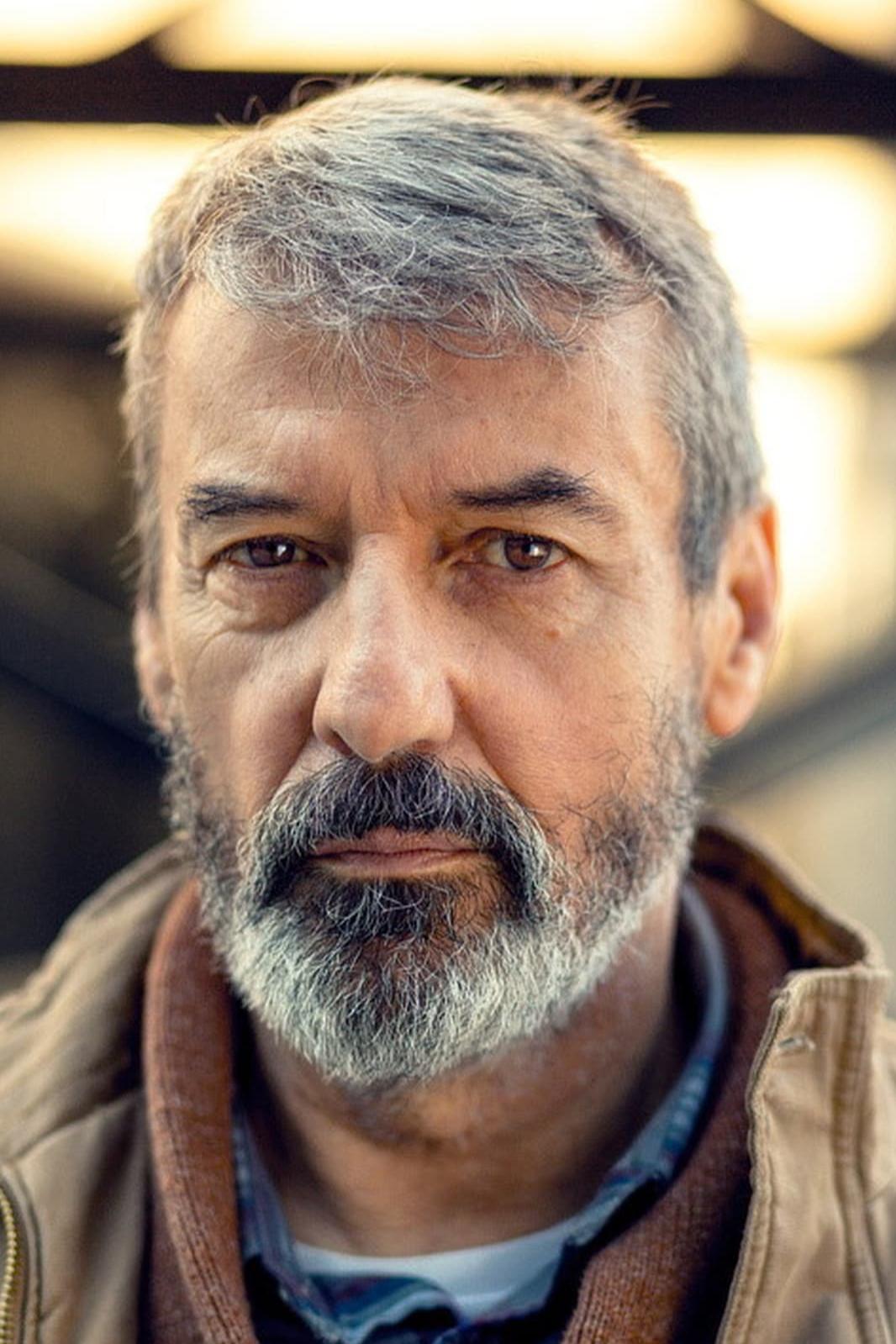 Full credits of "Tuiskoms (TV Series)" - FilmAffinity