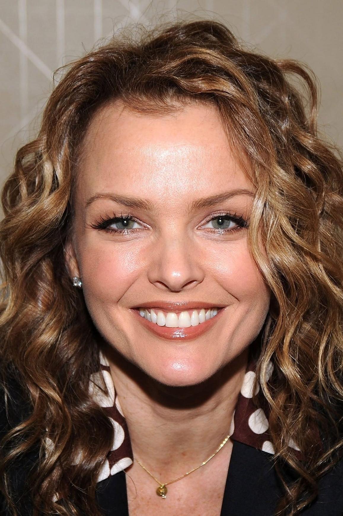 Dina Meyer - FilmAffinity