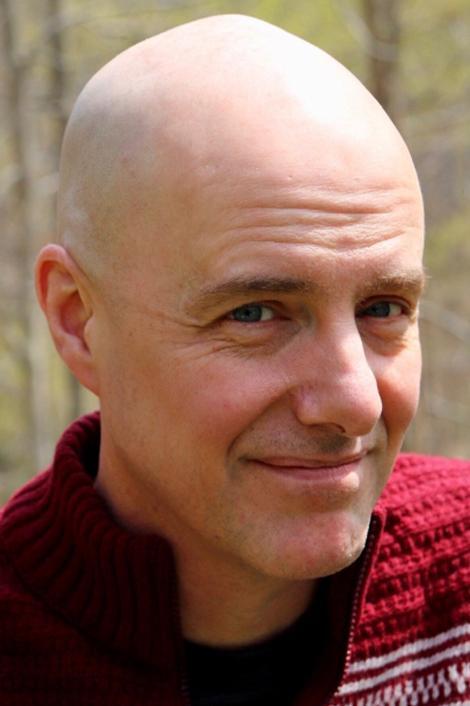 Full credits of "Mickey 17 " - FilmAffinity